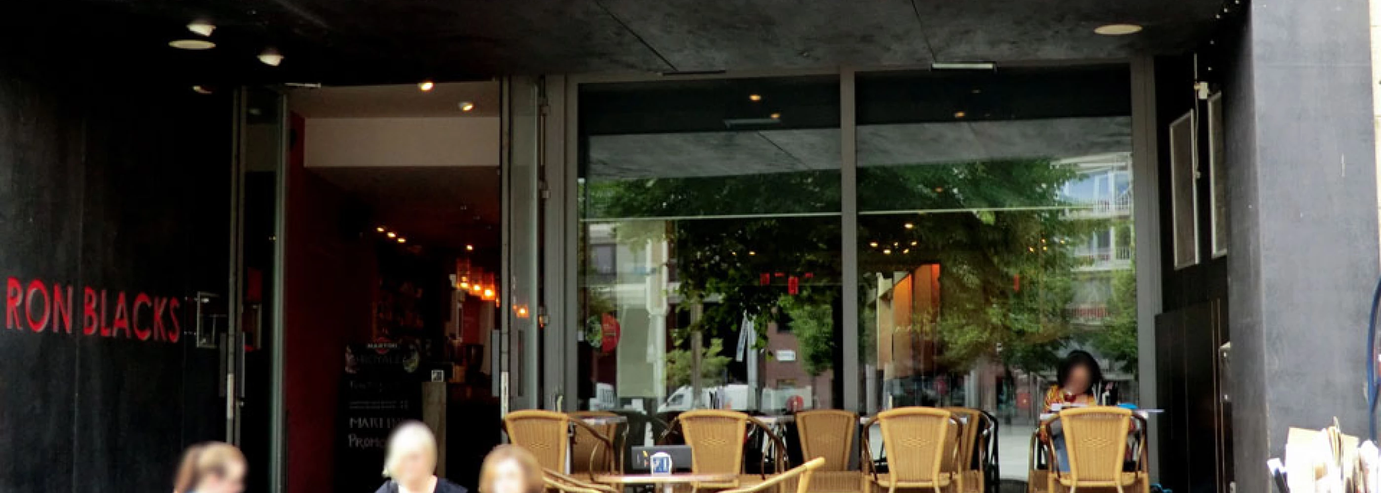 Ron Blacks - 3000 Leuven, Ladeuzeplein 31