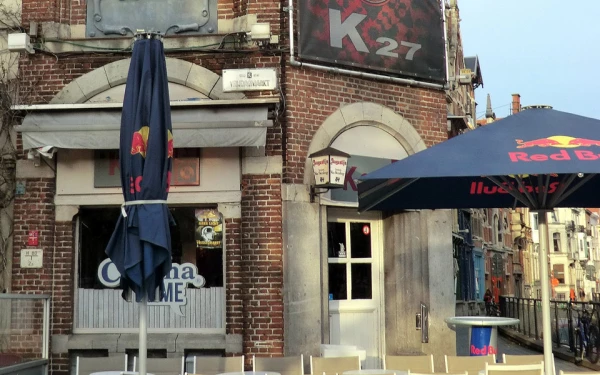 Cassis - 9000 Gent, Vrijdagmarkt 5