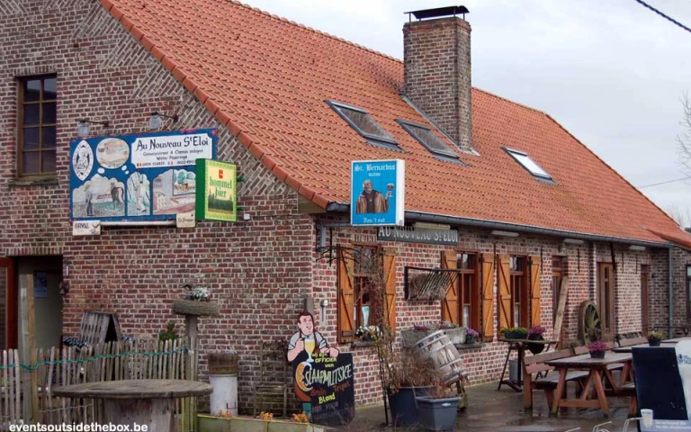 Het Wethuys/Boltra Café - 8978 Watou, Watouplein 3